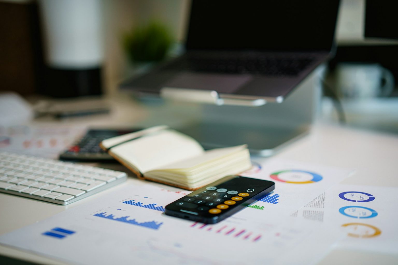 Moderation and mediation analysis in SPSS - Smart Vision Europe